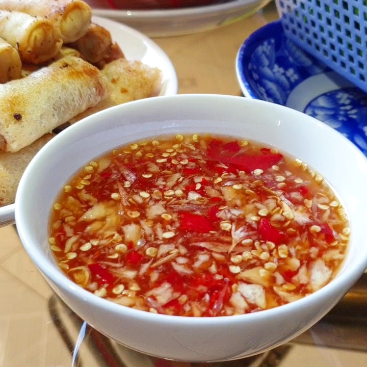 Sauce de poisson aigre-douce, sauce NEMS (Sud-Vietnam) - Nuoc Mam Chua ...